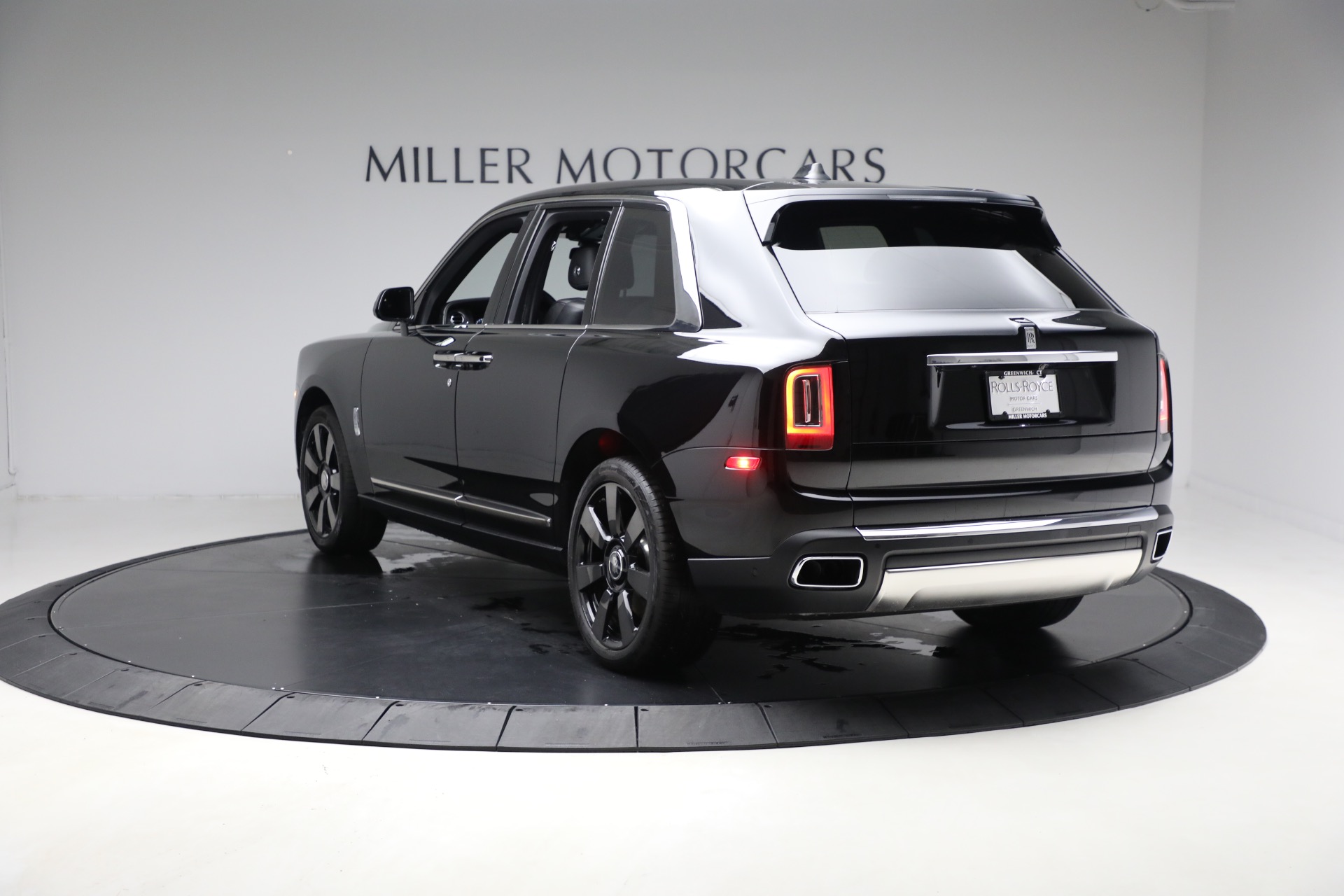 Pre-Owned 2020 Rolls-Royce Cullinan For Sale (Special Pricing) | Rolls ...