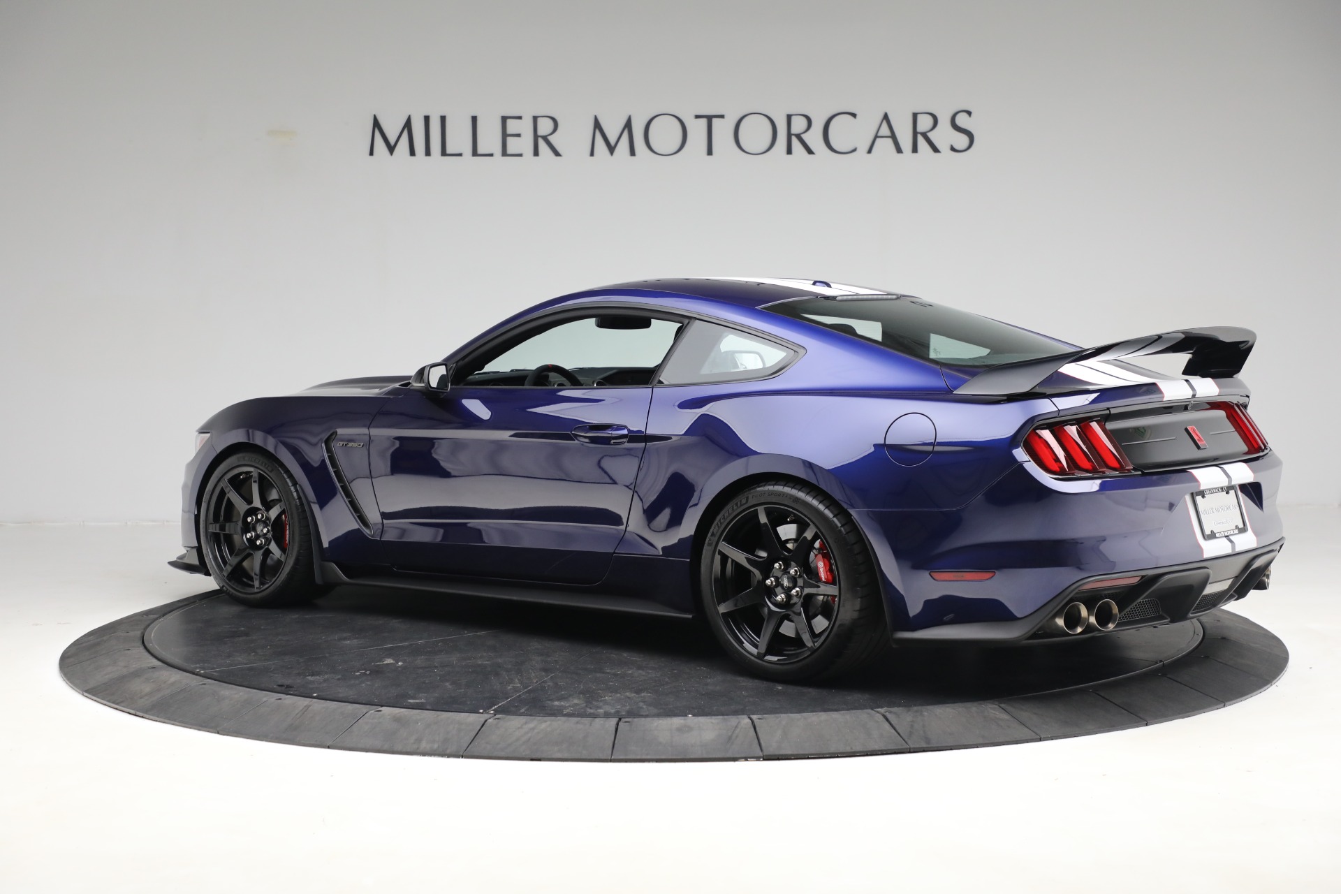 Pre-Owned 2019 Ford Mustang Shelby GT350R For Sale (Special Pricing ...