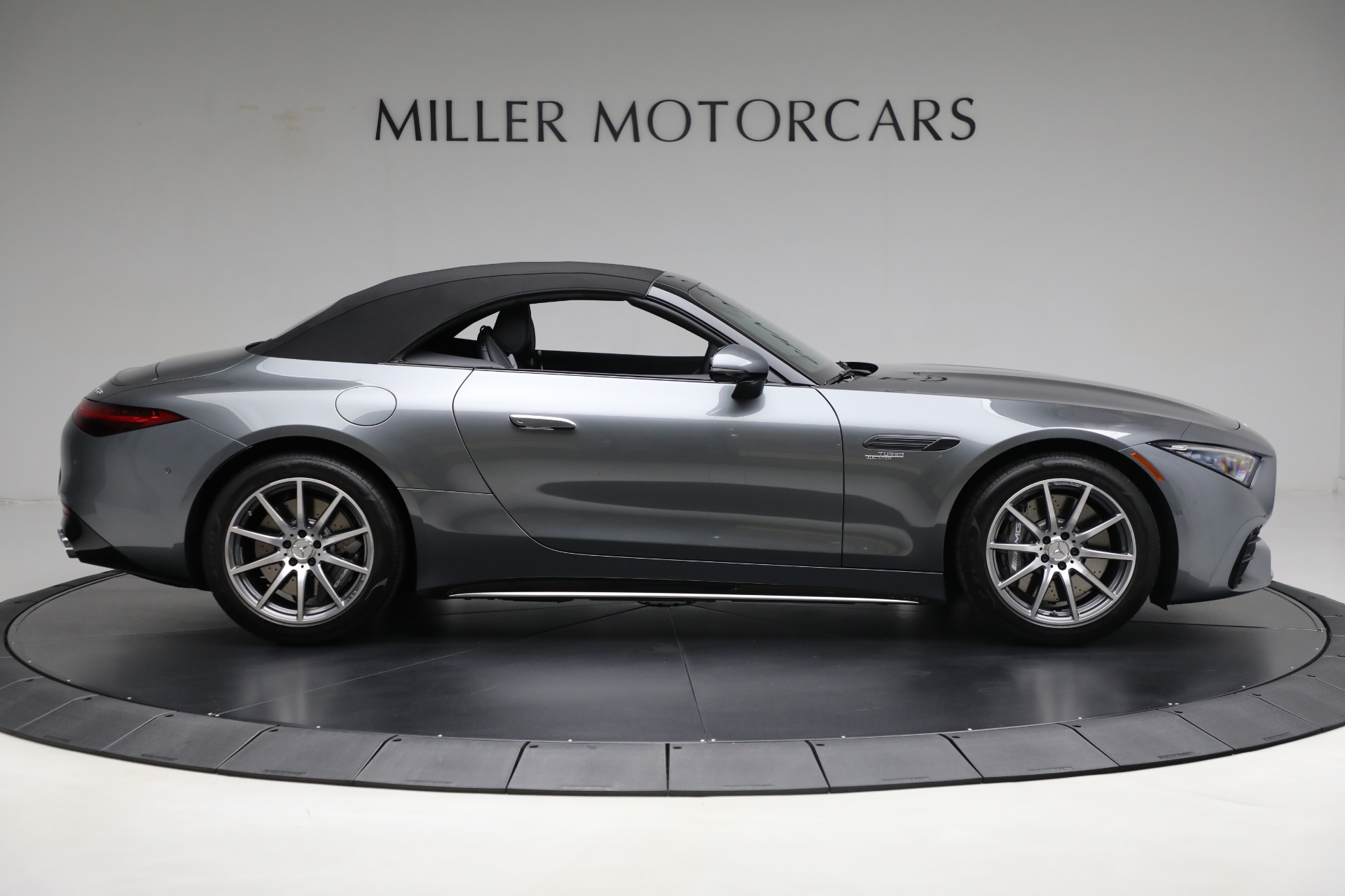 Pre-Owned 2023 Mercedes-Benz SL-Class AMG SL 43 For Sale (Special ...